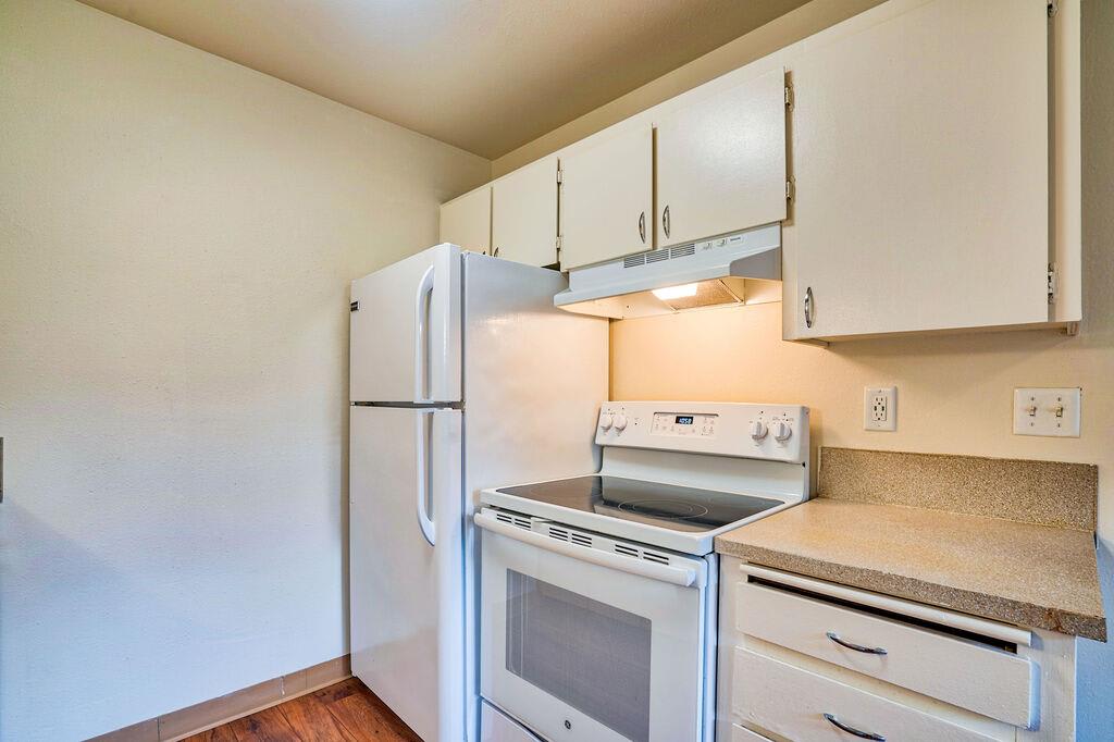 Photos and Video of Maple Terrace Apartments in Hillsboro, OR