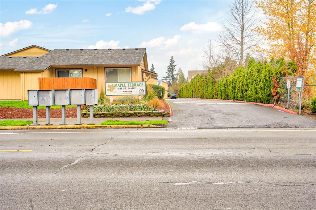 Photos and Video of Maple Terrace Apartments in Hillsboro, OR