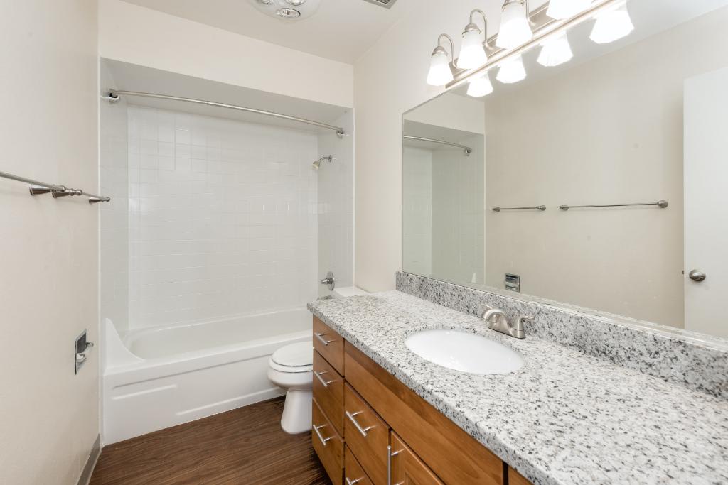 See the Photo Gallery of Royal Greens Apartments in Gresham Oregon