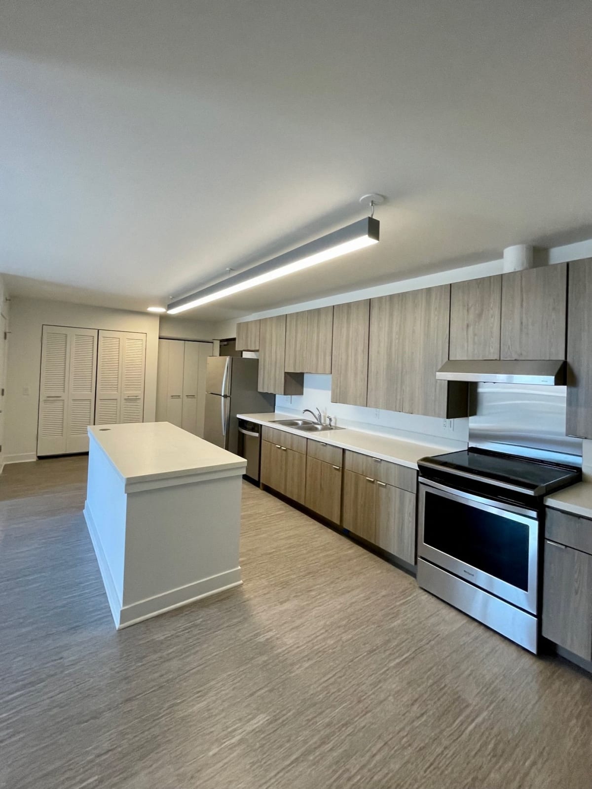 Photos and Video of FCC NW Highway, LP (5150 Northwest Hwy) in Chicago, IL