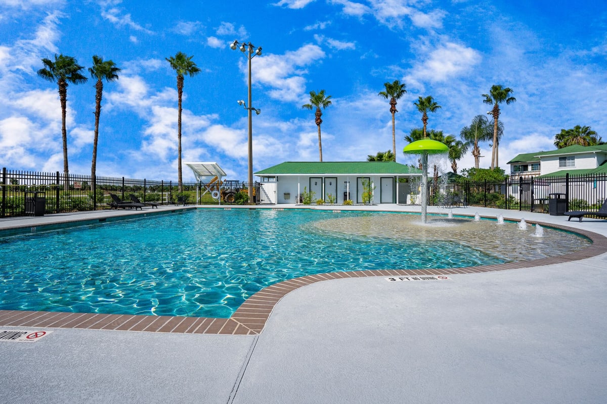 Photos and Video of Green Caye Village in Dickinson, TX