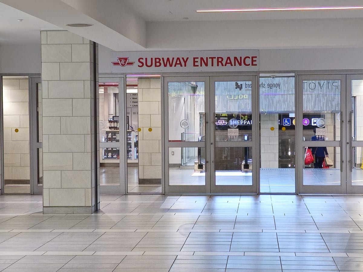 Photos and Video of Sheppard Centre Apartments in Toronto, ON