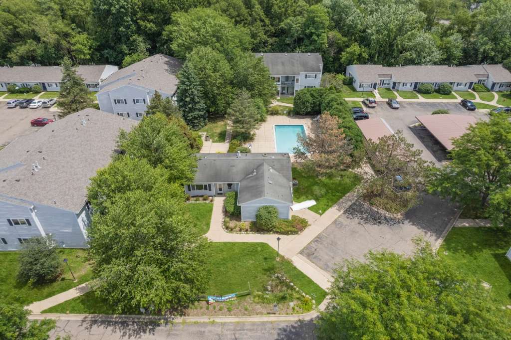 Photos and Video of Parchment Pointe Townhomes in Parchment, MI