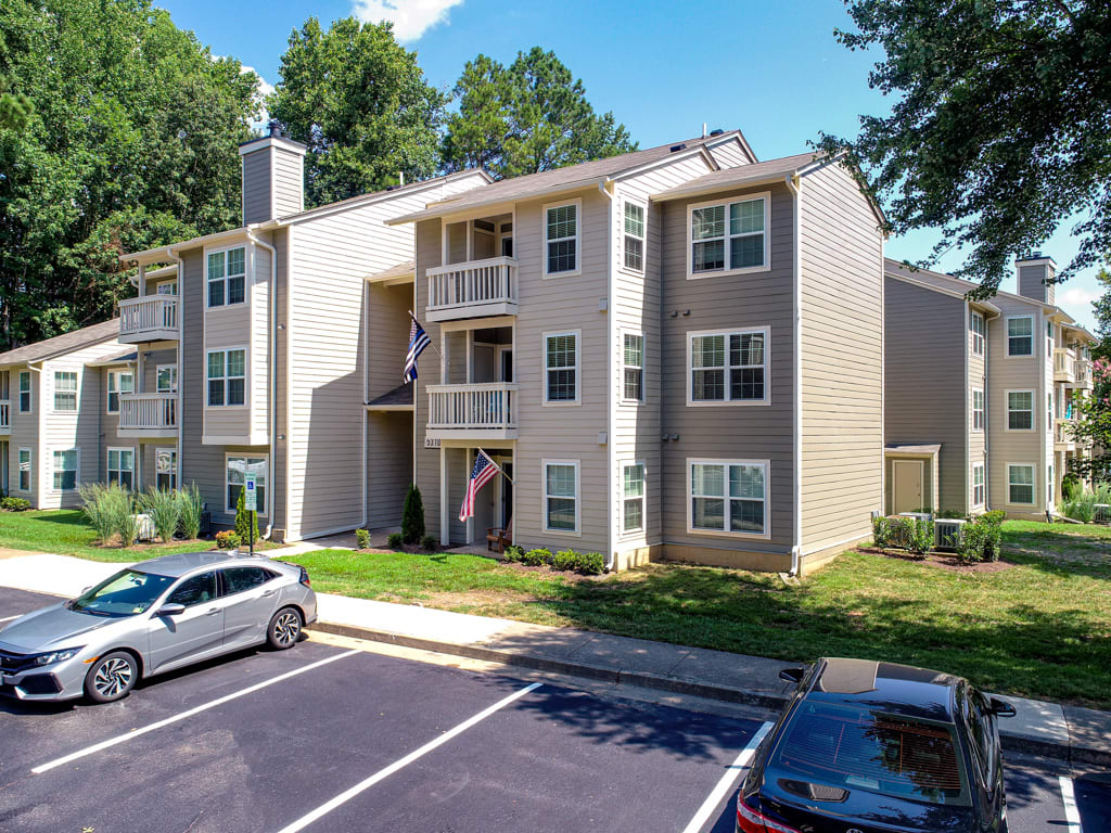 Apartments for Rent in Southside Richmond, VA | Hunter's Chase