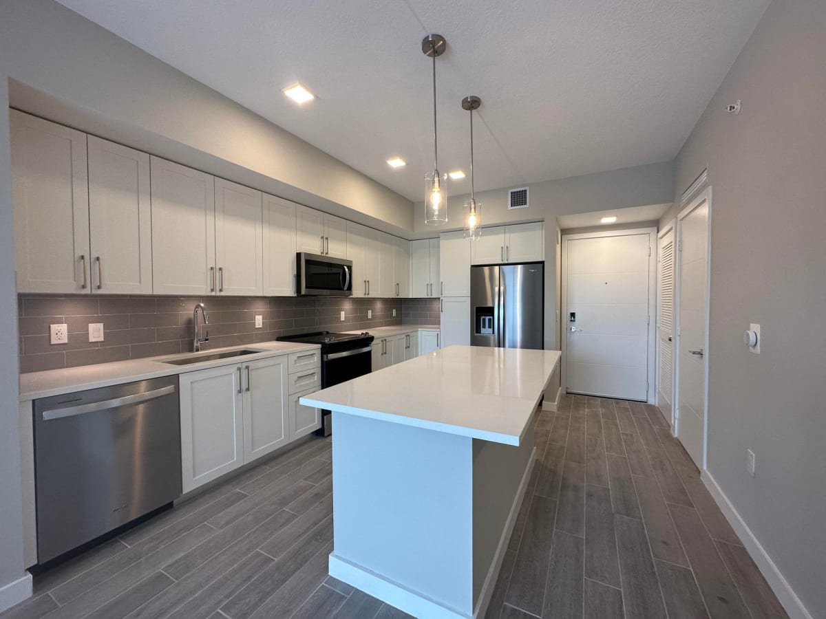 Apartments for Rent in Pompano Beach, FL | Mayla Pompano