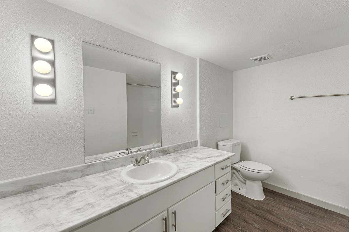 Apartments for Rent in Richardson, TX | Oaks at Spring Valley