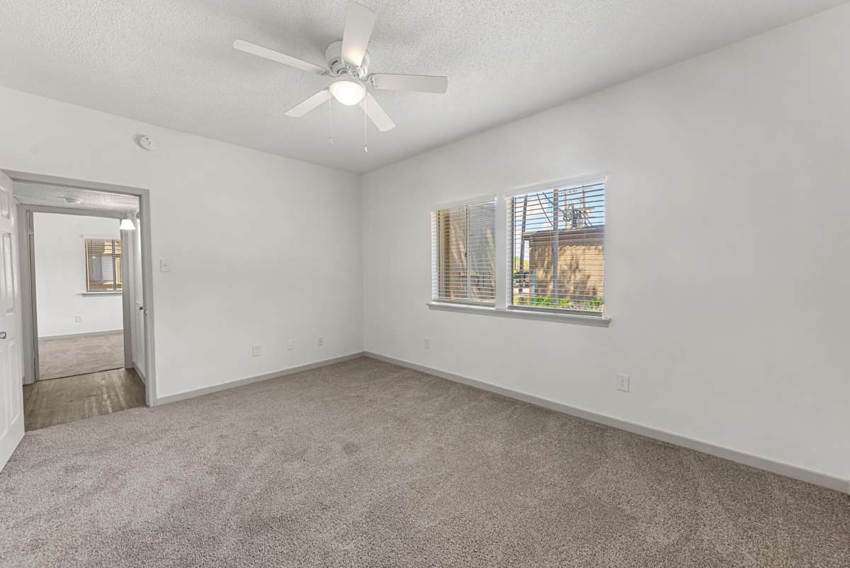 Apartments for Rent in Richardson, TX | Oaks at Spring Valley