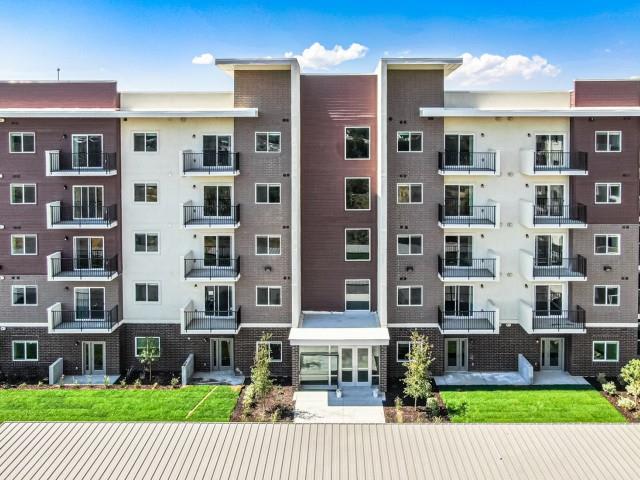 Photo Gallery | Lehi Tech Apartments in Lehi, Utah