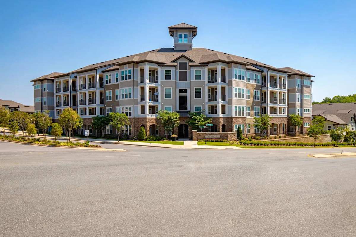 Photos and Video of Brookson Flats in Huntersville, NC
