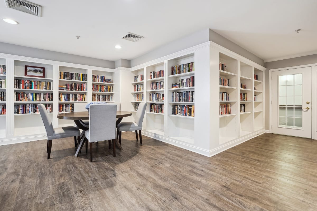 Senior Apartments for Rent in Herndon | Kendrick Court
