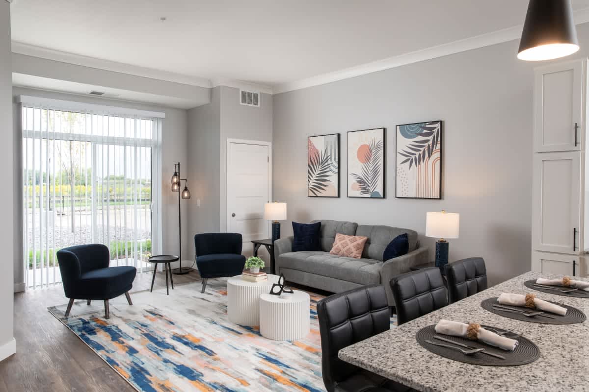Maple Grove Apartments | The Edison at Maple Grove
