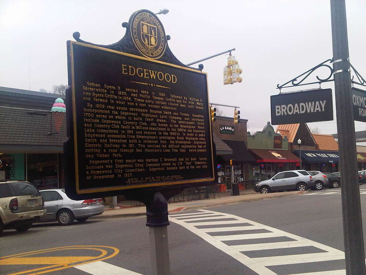 Edgewood Terrace | Apartments in Birmingham, AL | RENTCafe