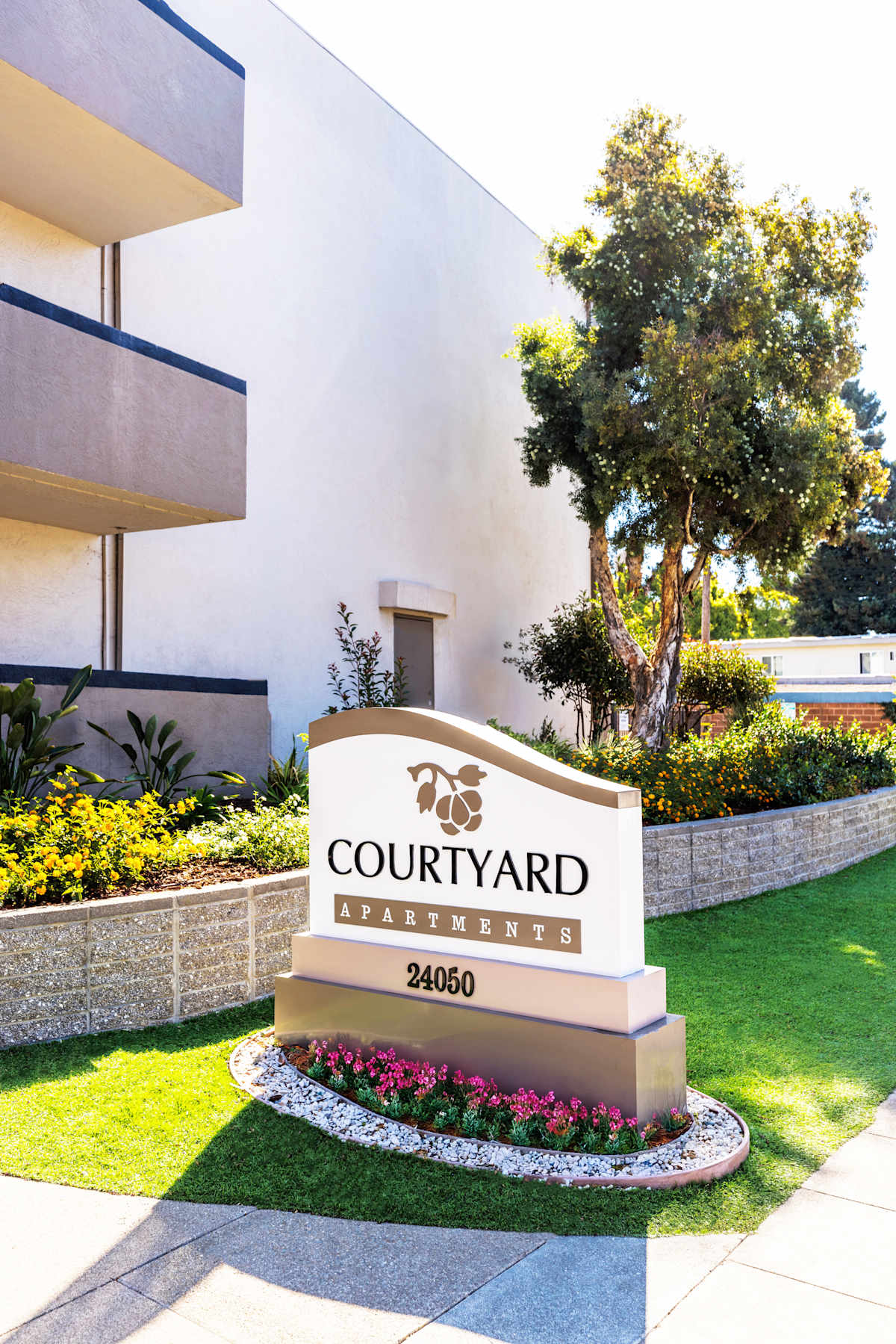 Courtyard Apartments | Apartments in Hayward, CA | RENTCafe