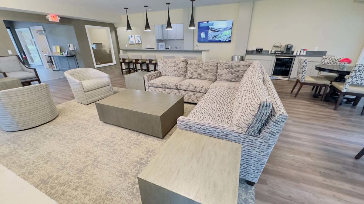Photos and Video of Spring Hill in Shelby Twp, MI