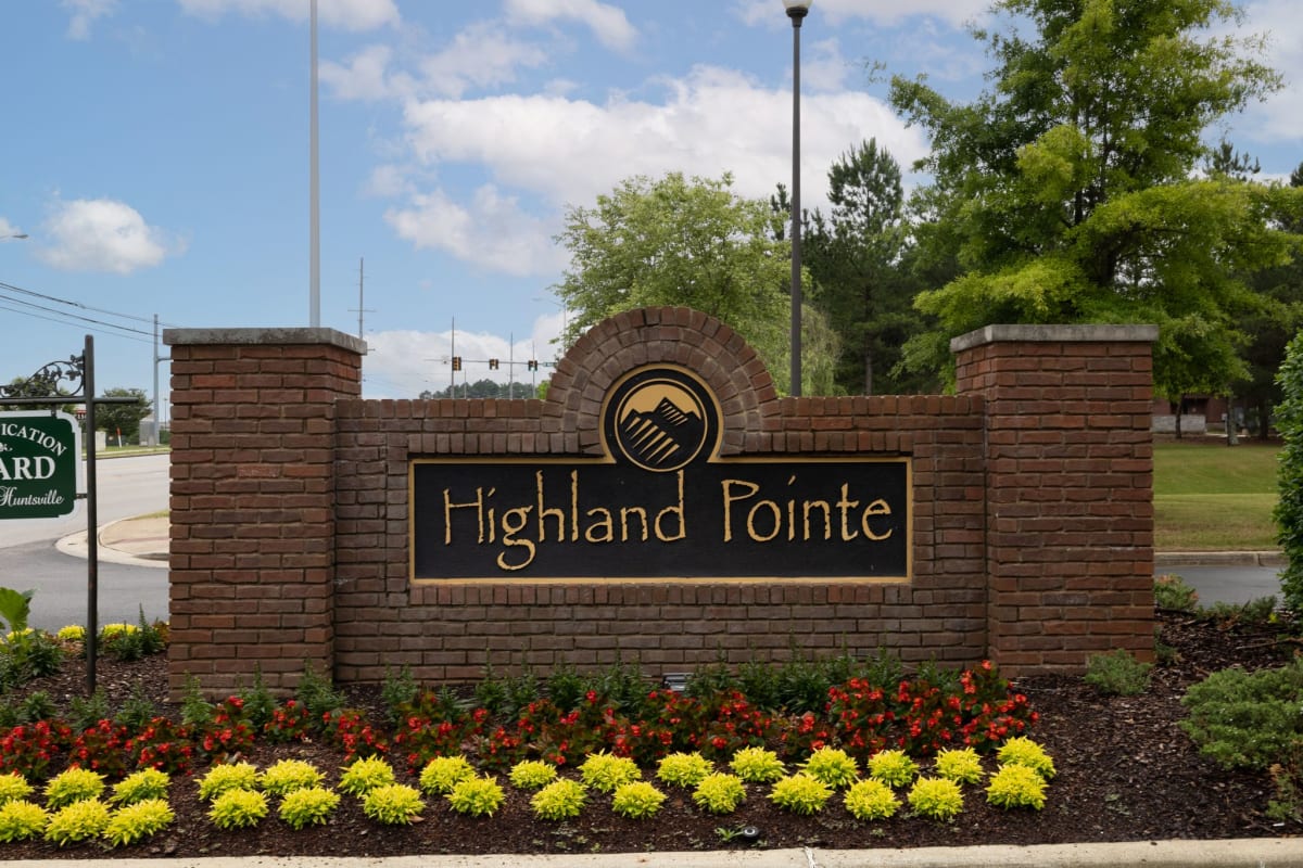 Photos and Video of Highland Pointe in Huntsville, AL