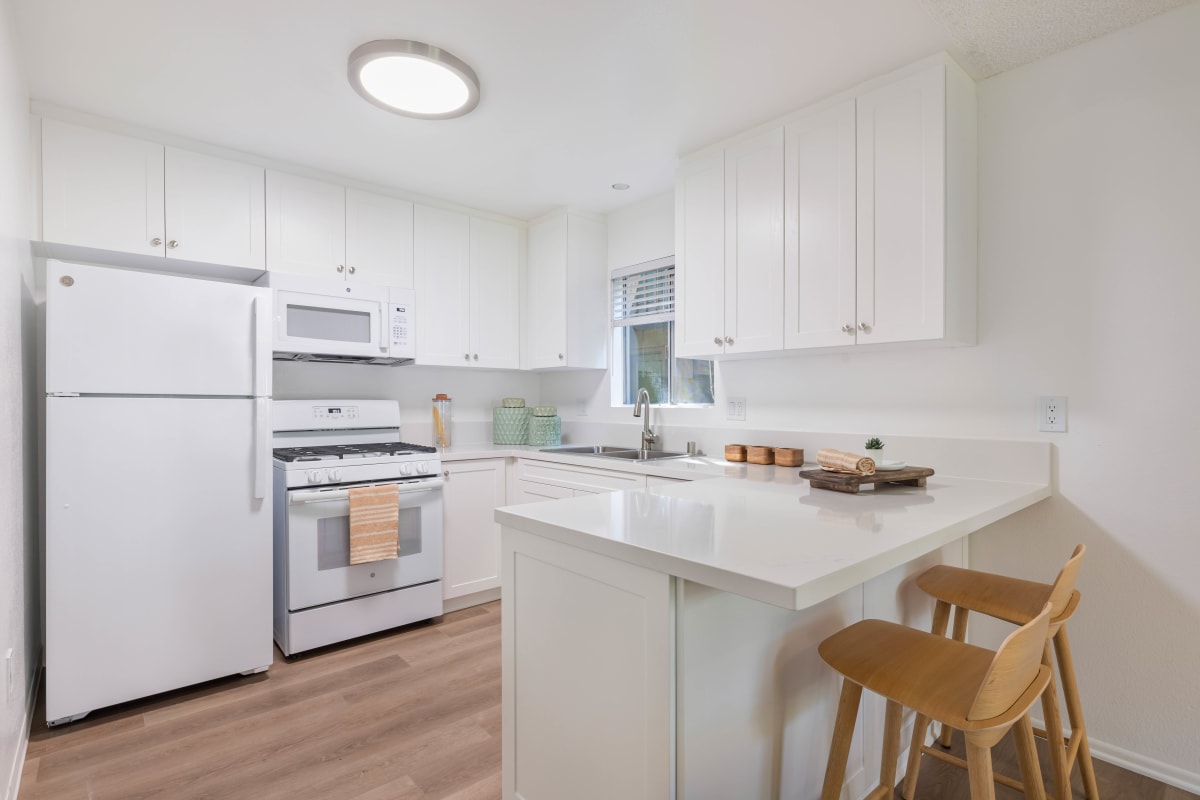 Riverside Apartments for Rent | The Aspens Riverside | Photos