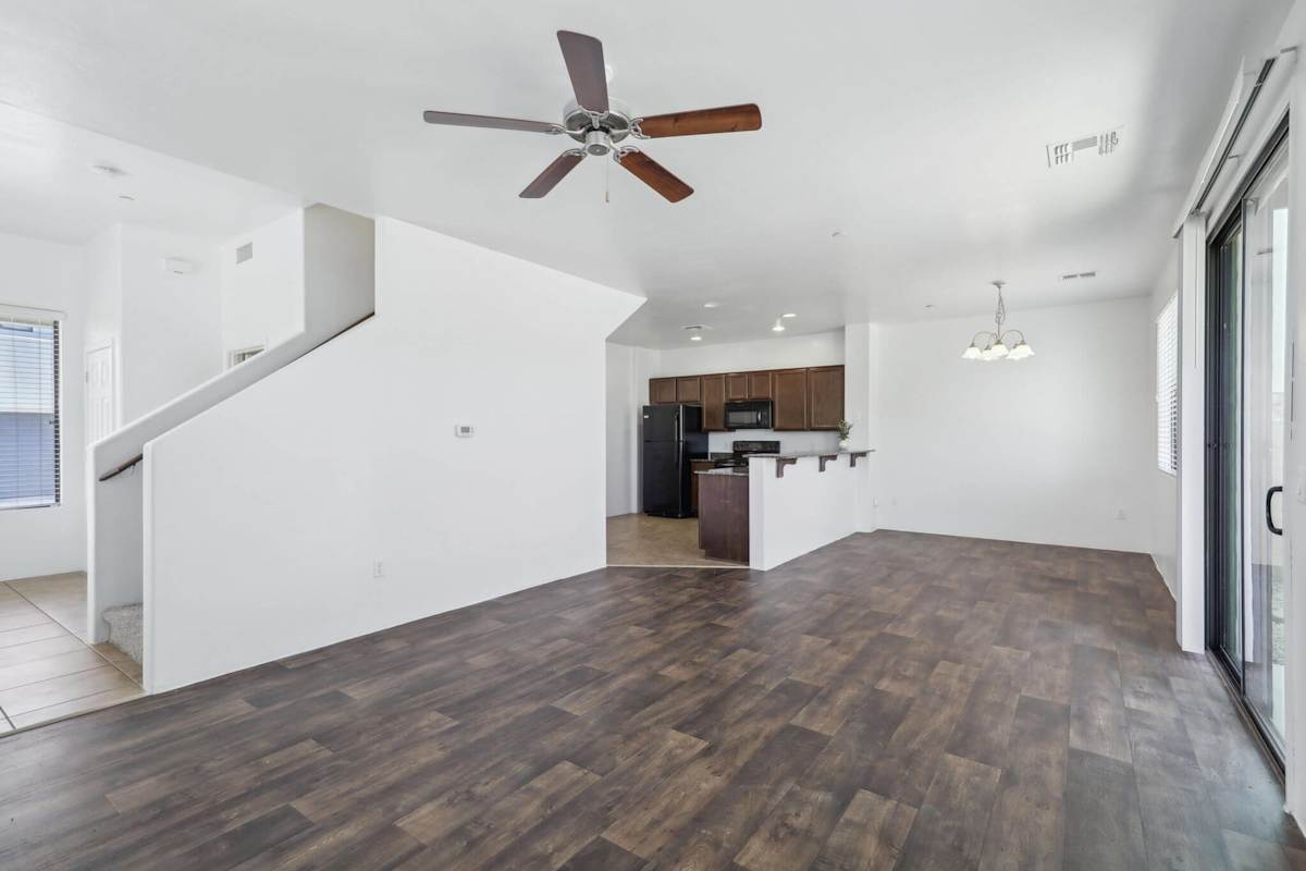 Photo Gallery | Galeria del Rio Townhomes for Rent in Tucson, AZ