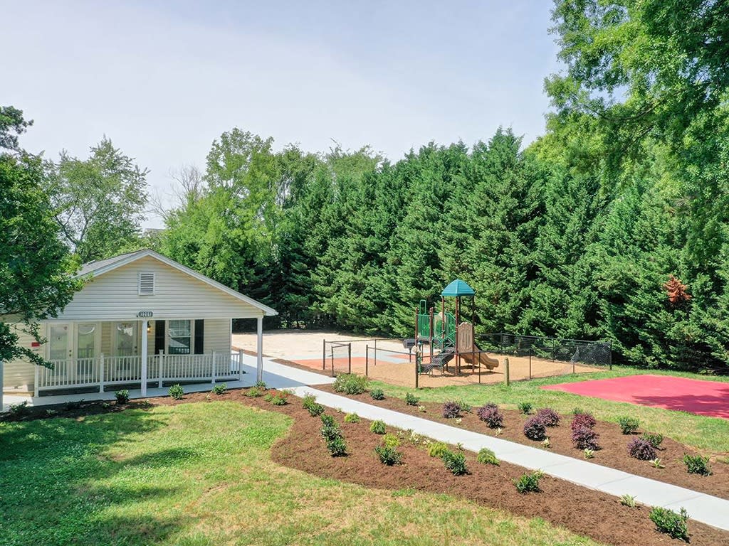 Apartments For Rent in Charlotte, NC | Timberstone Townhomes