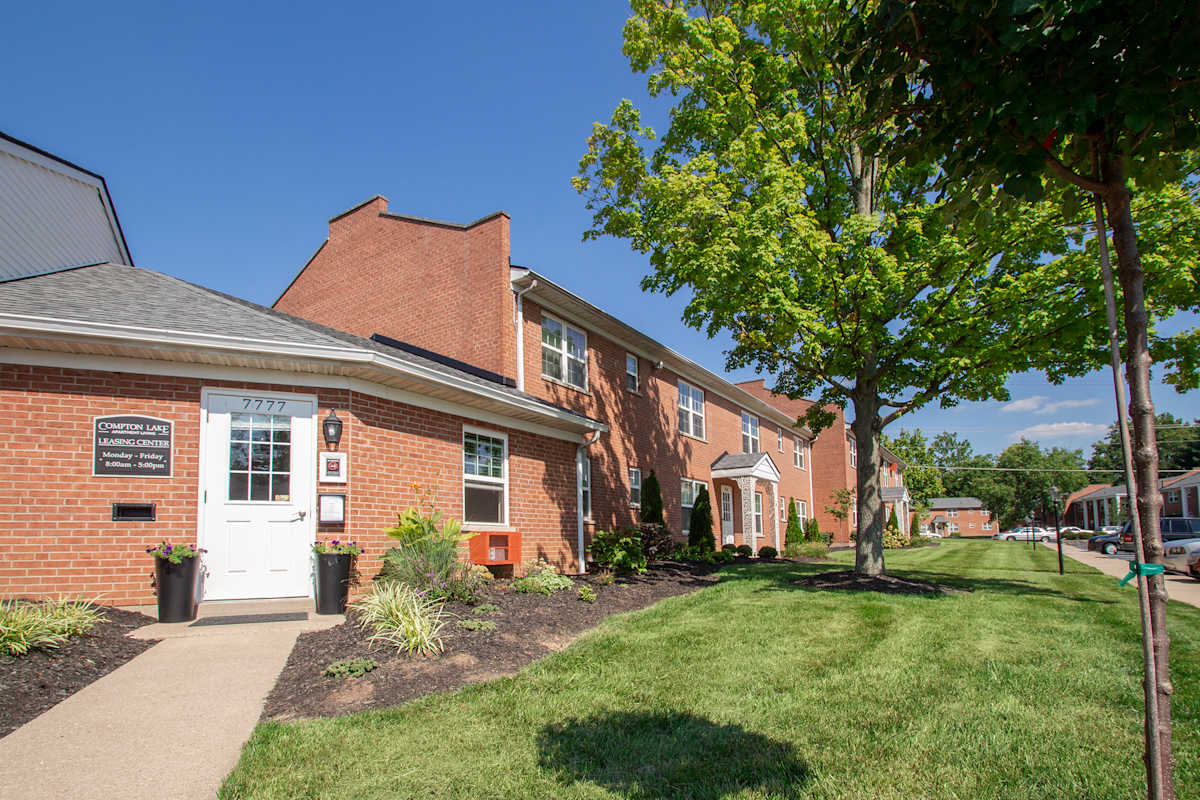 Photos and Video of Compton Lake in Mt. Healthy, OH