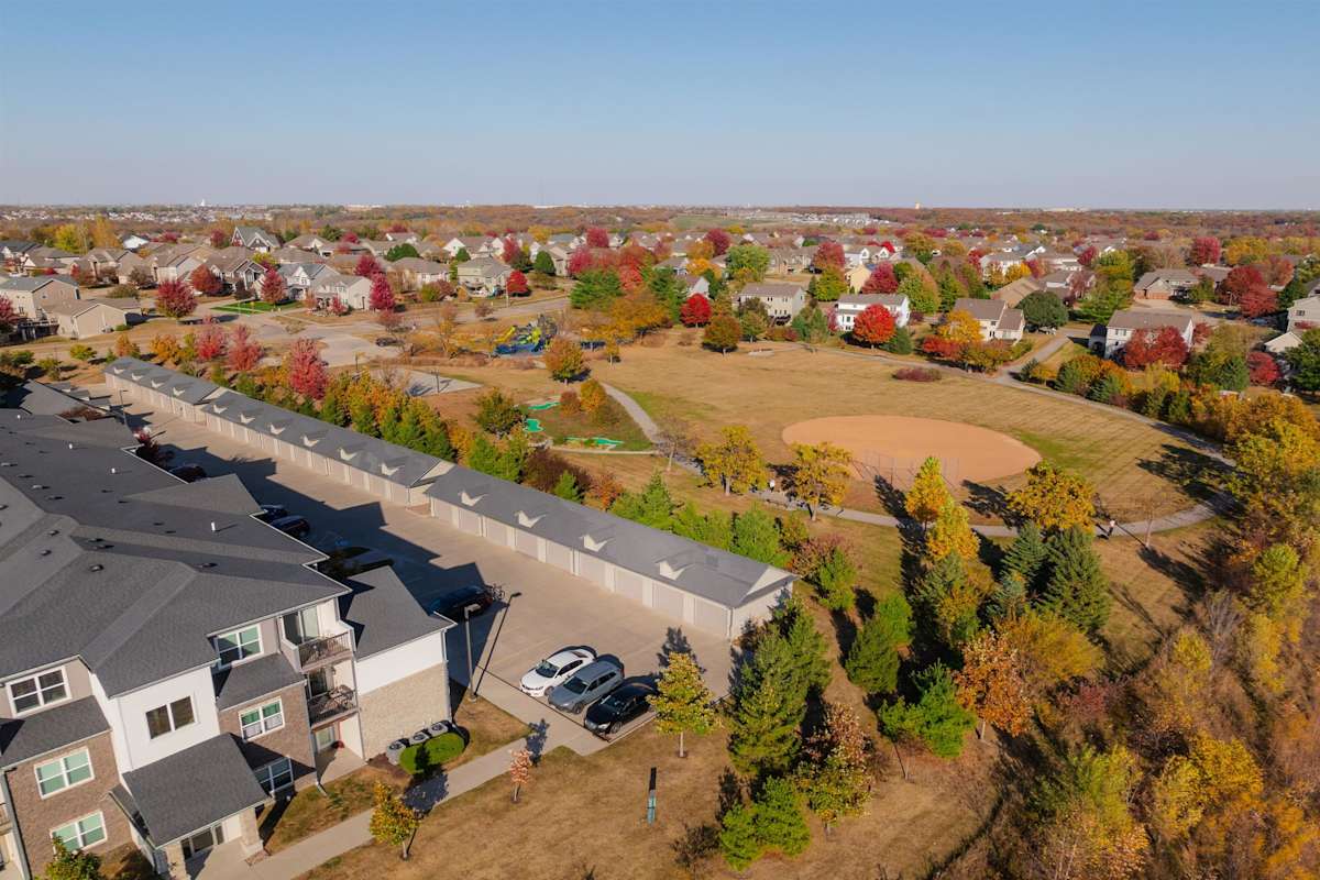 Apartments for Rent in Clive, IA | Stonegate Crossing