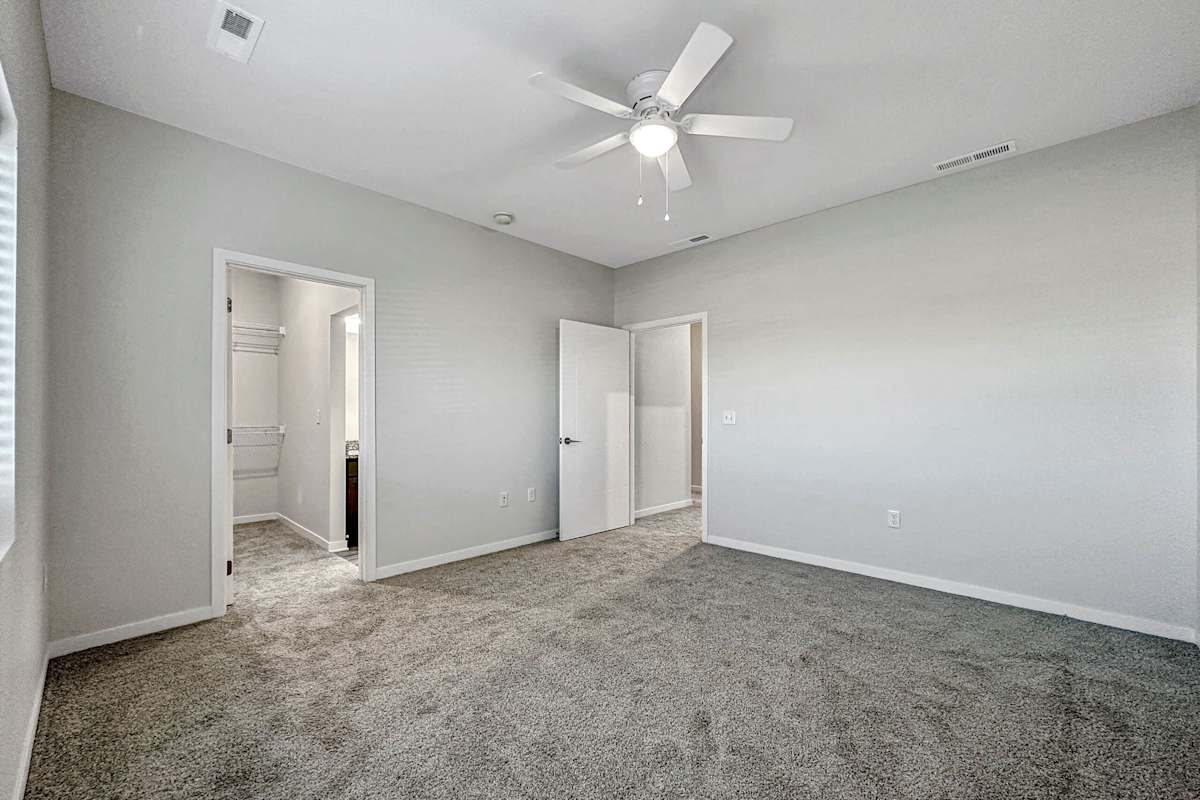 Apartments for Rent in Pleasant Hill, IA | Forge65