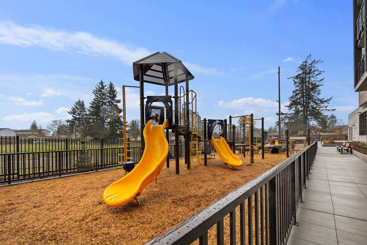 Photos and Video of Kendrick Landing Apartments in Lakewood, WA