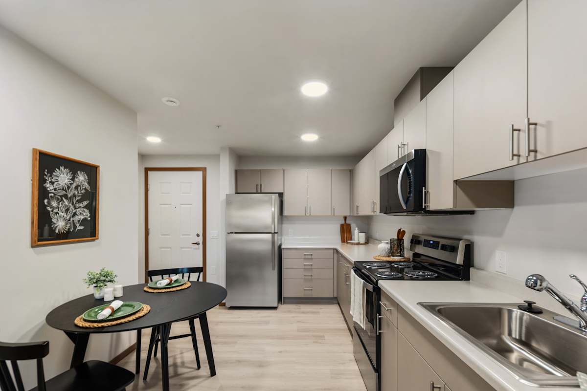 Photos and Video of Kendrick Landing Apartments in Lakewood, WA