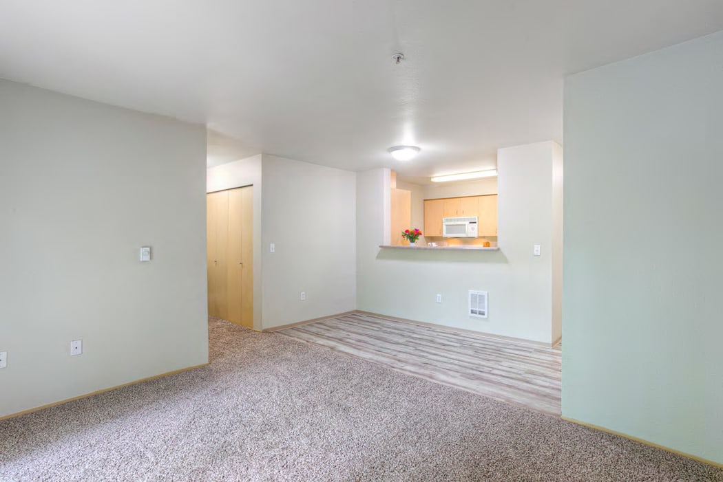 Photos and Video of Mill Pointe in Everett, WA