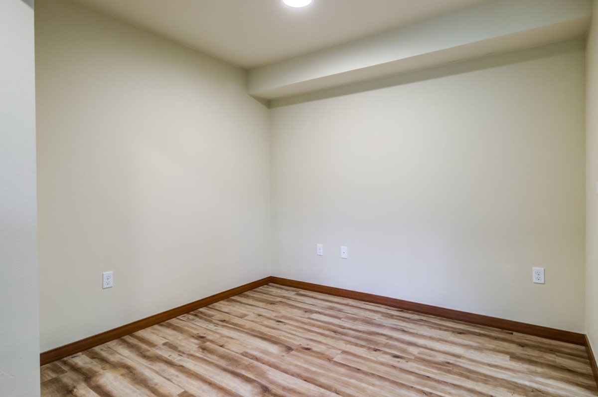 Photos and Video of Willow Tree Grove in Bothell, WA