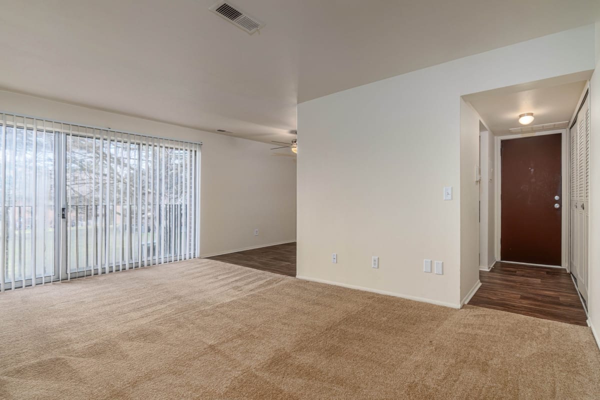 Apartments for Rent in Harrison Township | Drawbridge