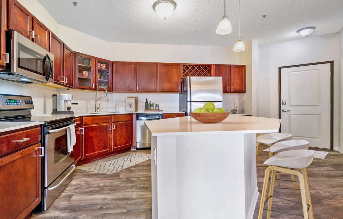 Photos and Video of 808 Berry Place in Saint Paul, MN