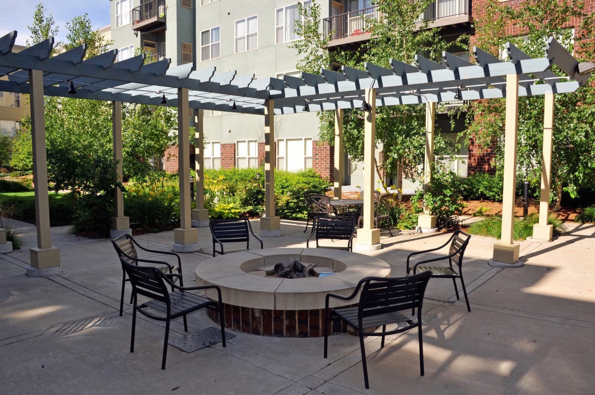 Photos and Video of 808 Berry Place in Saint Paul, MN