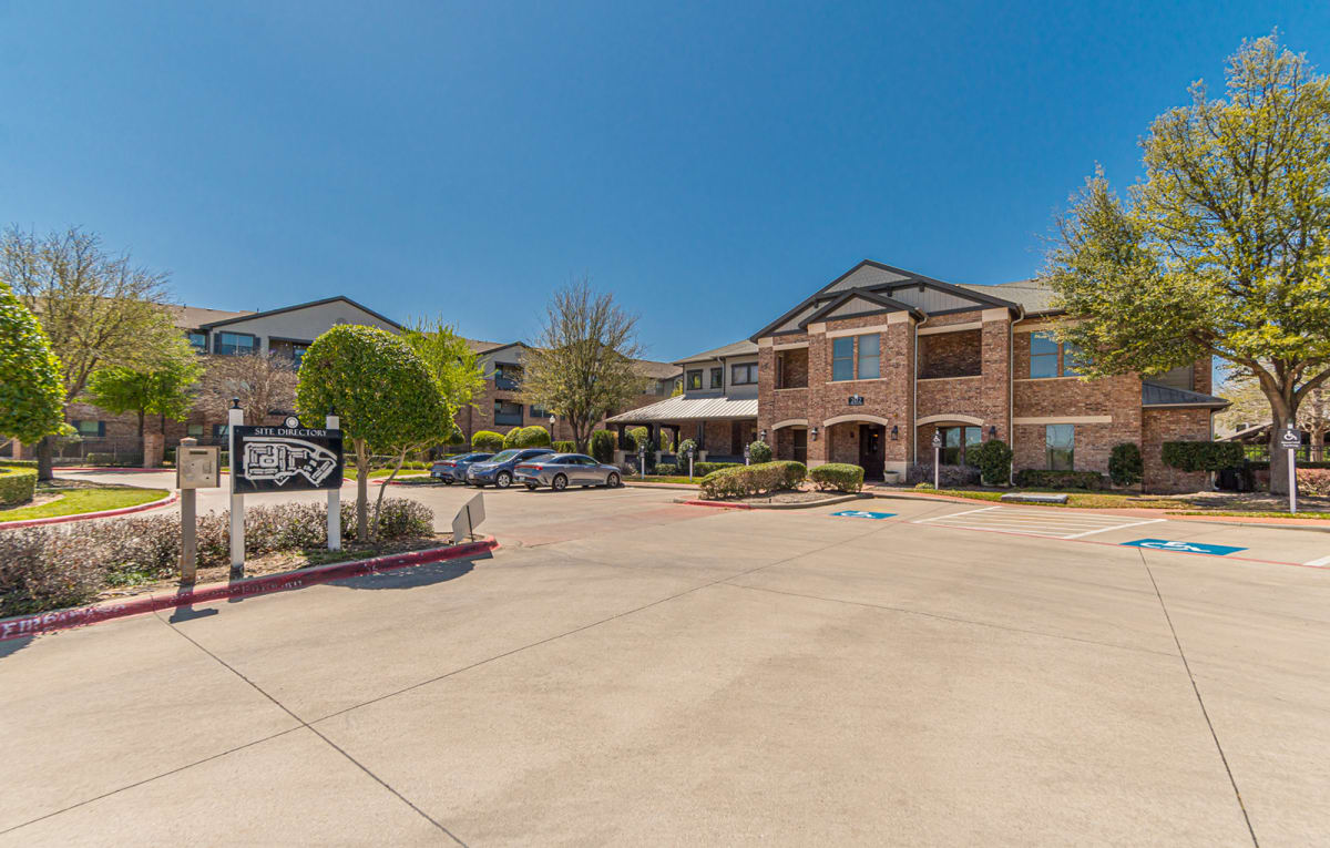 Photos and Video of The Cesera in Garland, TX