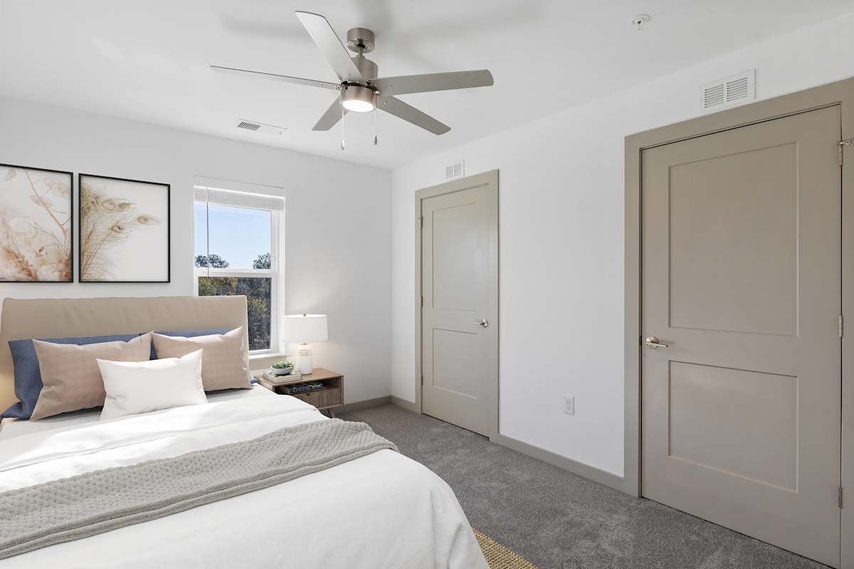 Property details for Milner Commons from Pratum Companies