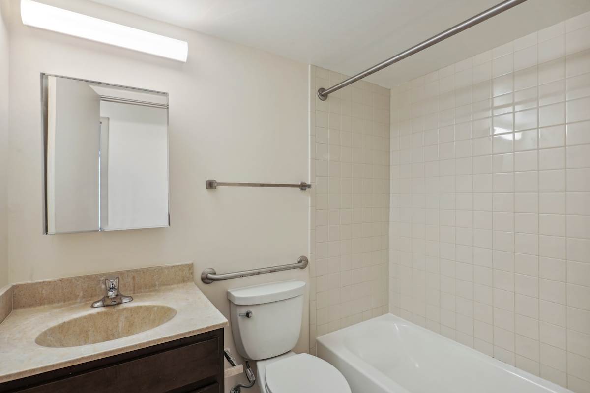 Photos and Video of Murraygate Villages in Alexandria, VA