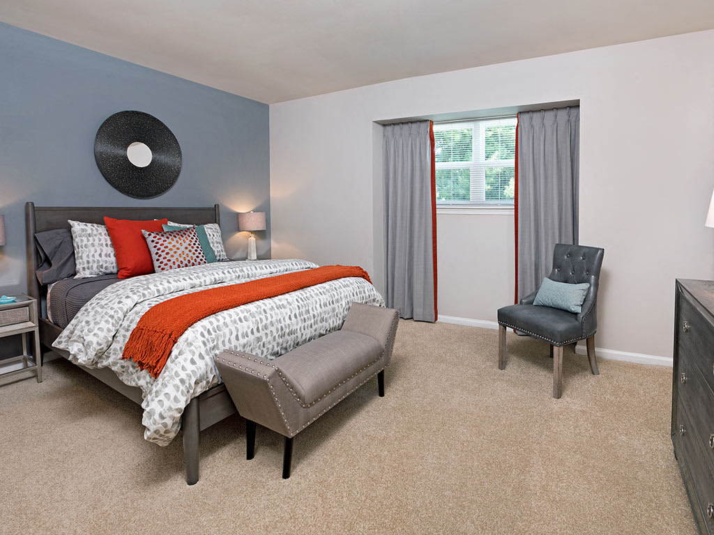 Photos Chelsea Square Townhomes for Rent