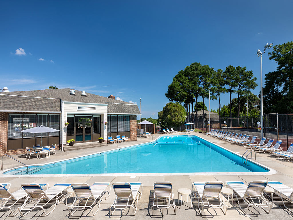 Photos Chelsea Square Townhomes for Rent