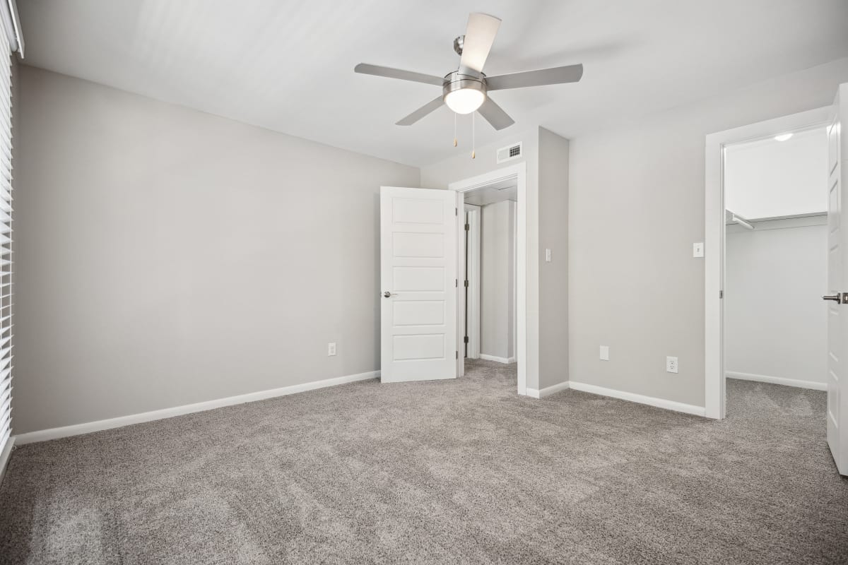 Apartments for Rent in Midtown Raleigh, NC | Shellbrook