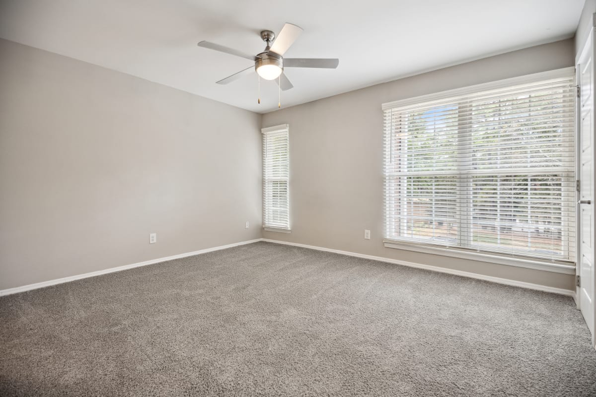 Apartments for Rent in Midtown Raleigh, NC | Shellbrook
