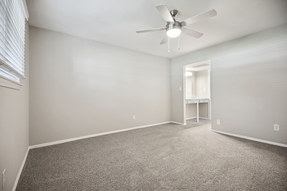 Apartments for Rent in Midtown Raleigh, NC | Shellbrook