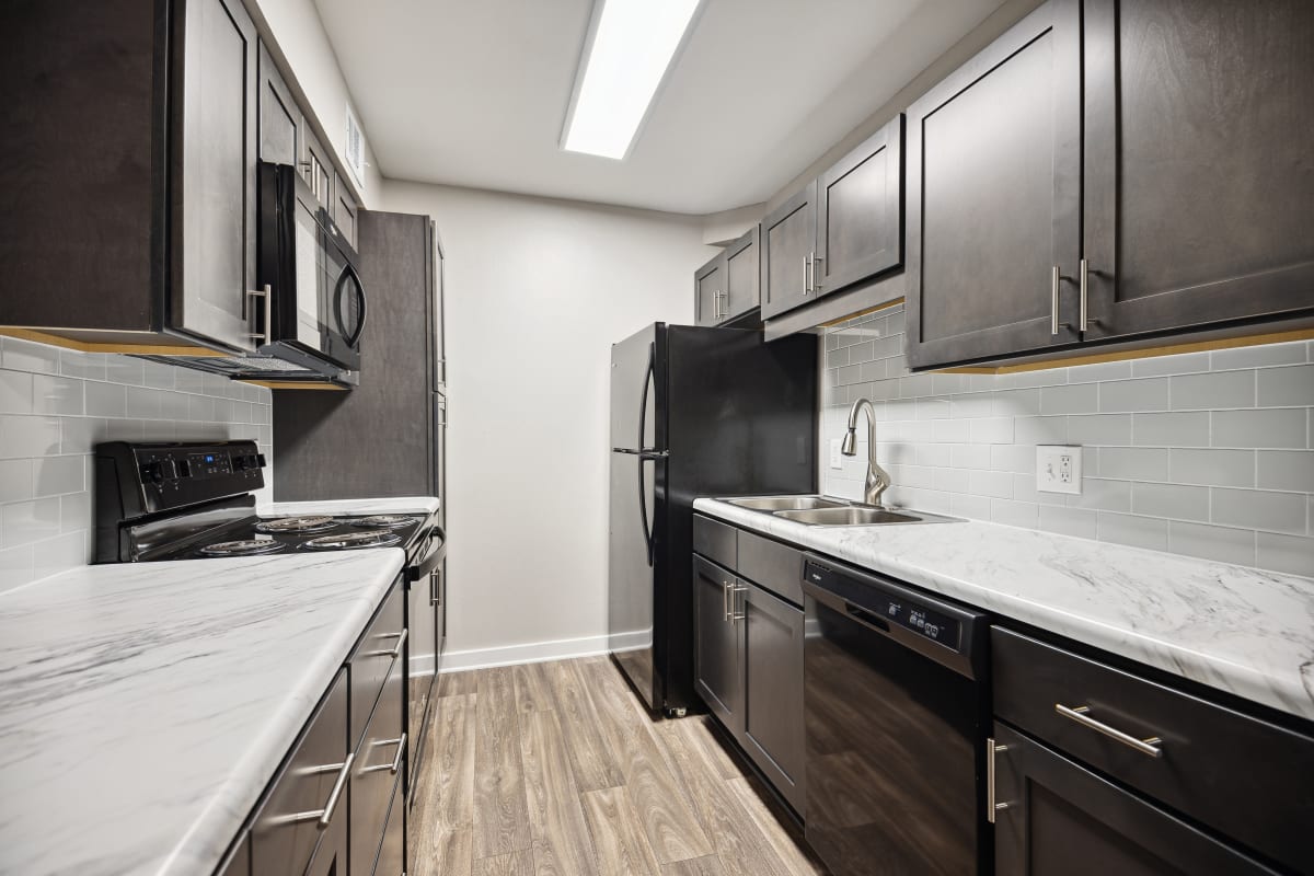 Apartments for Rent in Midtown Raleigh, NC | Shellbrook