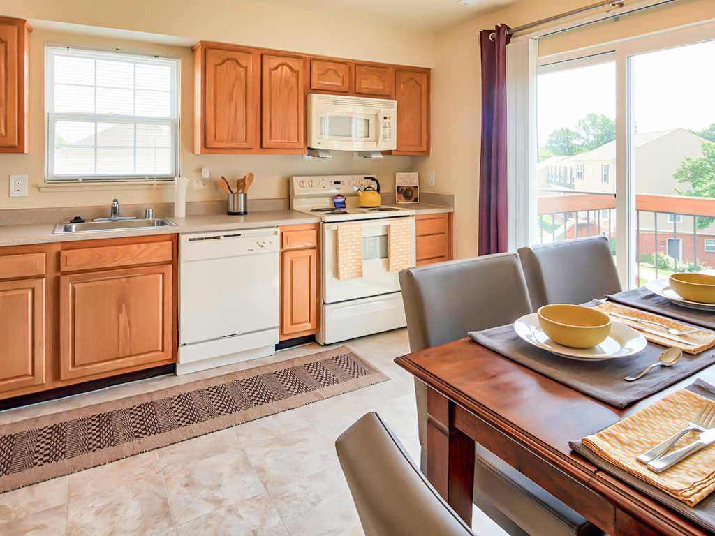 Dunfield Townhomes | Townhomes for rent in White Marsh MD | Photos