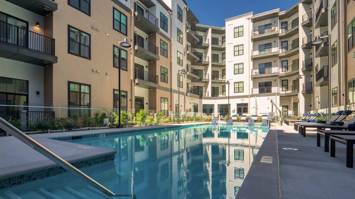 Apartments for Rent in Midlothian, VA | Aura Stonebridge