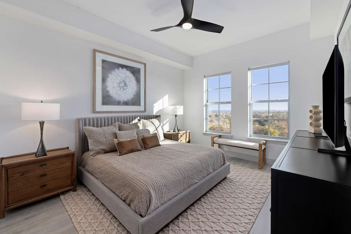 Mount Pleasant Apartments | Legacy Patriots Point | Gallery