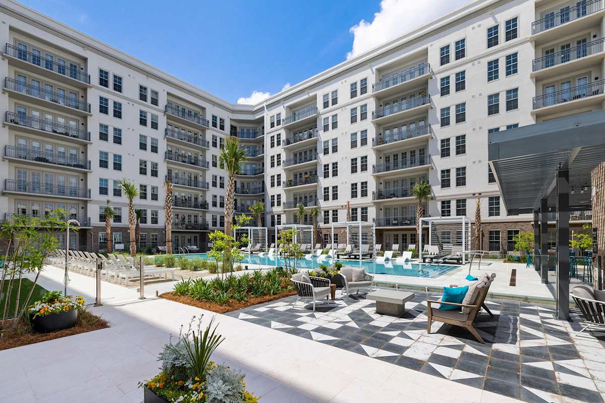 Mount Pleasant Apartments | Legacy Patriots Point | Gallery