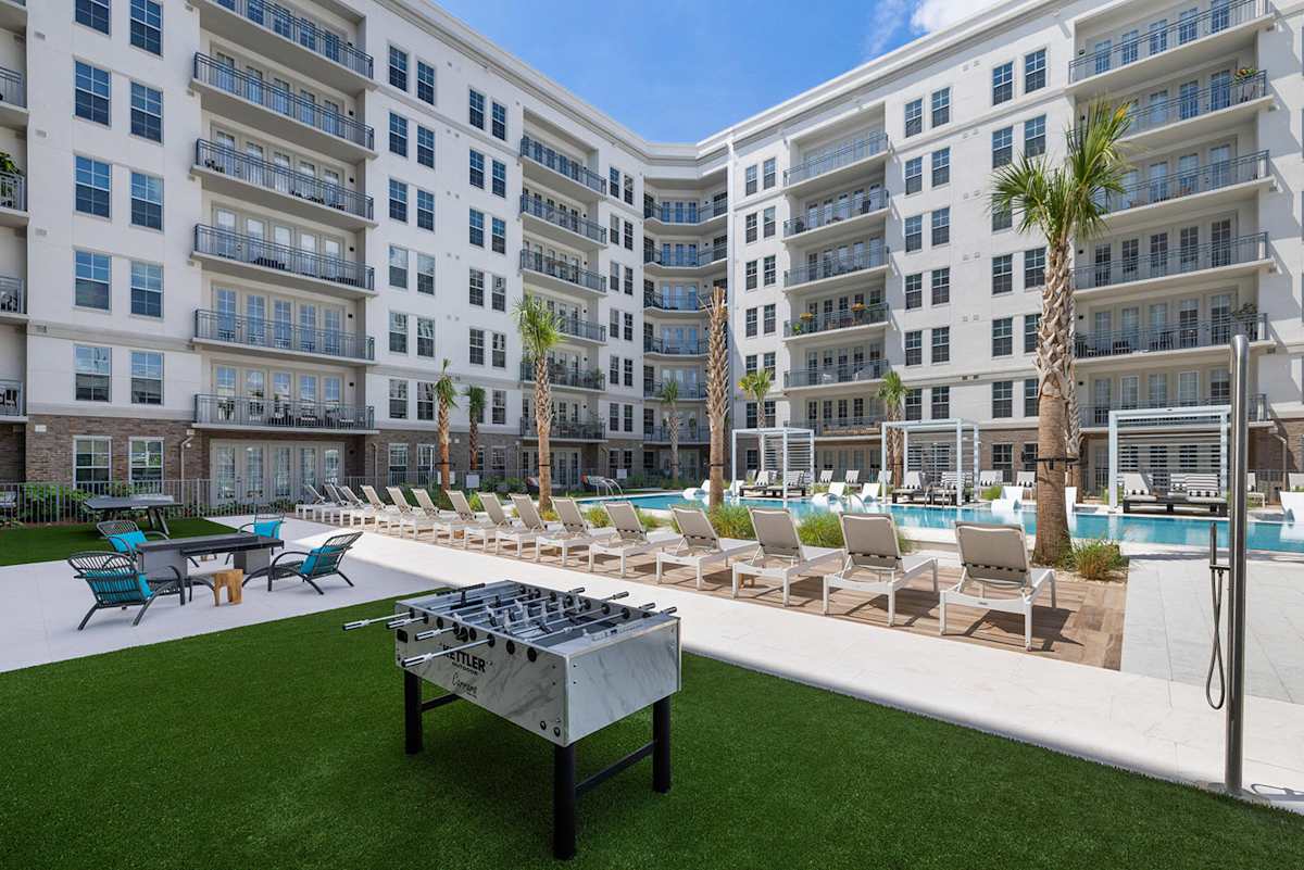 Mount Pleasant Apartments | Legacy Patriots Point | Gallery