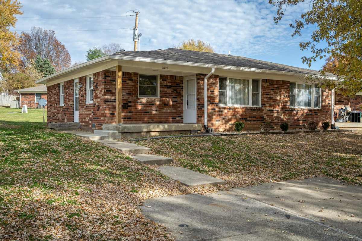 Photos and Video of Stonebrook of Franklin in Franklin, IN