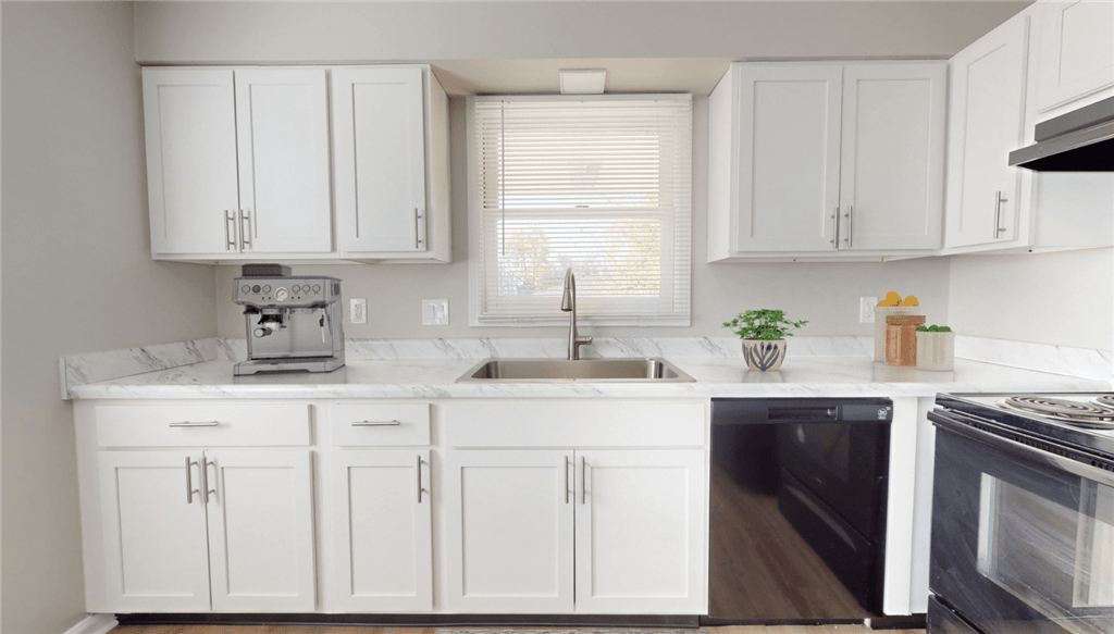 Photos and Video of Stonebrook of Franklin in Franklin, IN