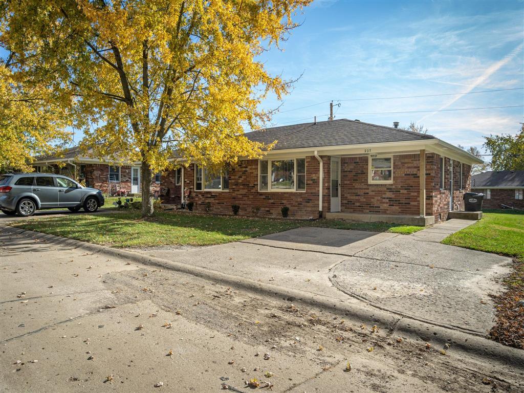 Photos and Video of Stonebrook of Franklin in Franklin, IN