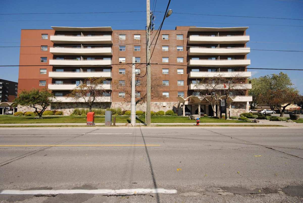 Property details for Confederation Square 2 from The Effort Trust Company